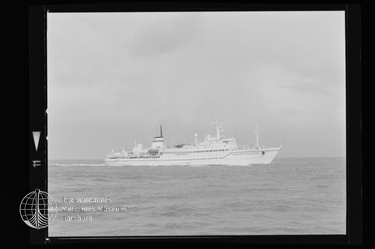 Akademik Aleksey Krylov (1982),