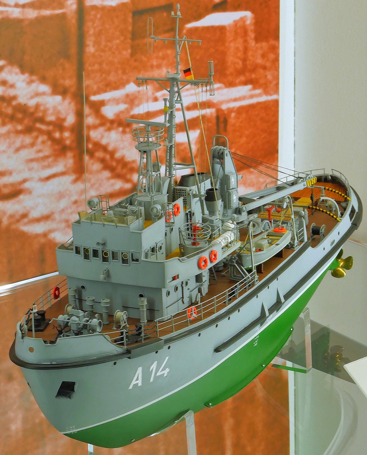 Model: A 14 (1965)